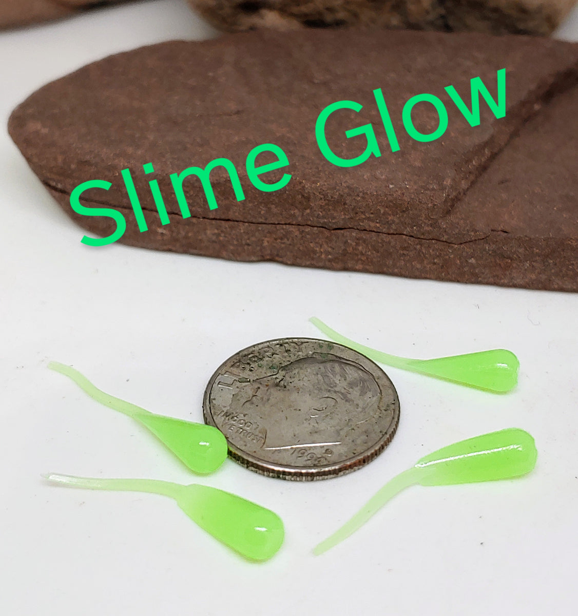 .9" Little Ben Whip Tail - SLIME GLOW 026 – J and S Soft Plastyx